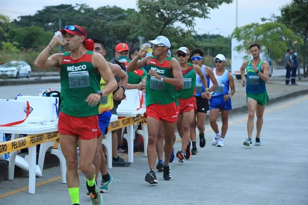 Brandon Segura y Omar Zepeda no logran dar la marca | La Jornada Estado ...